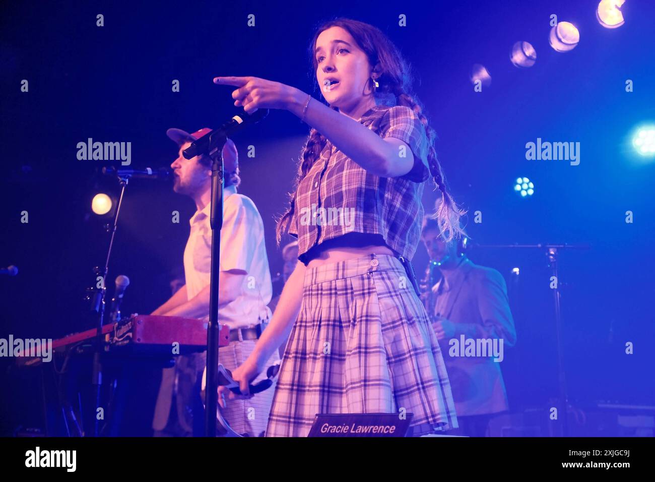 17.07.2024 xkhx Kassel, Kulturzelt Konzert LAWRENCE, SUPPORT JESSE GOLD ...