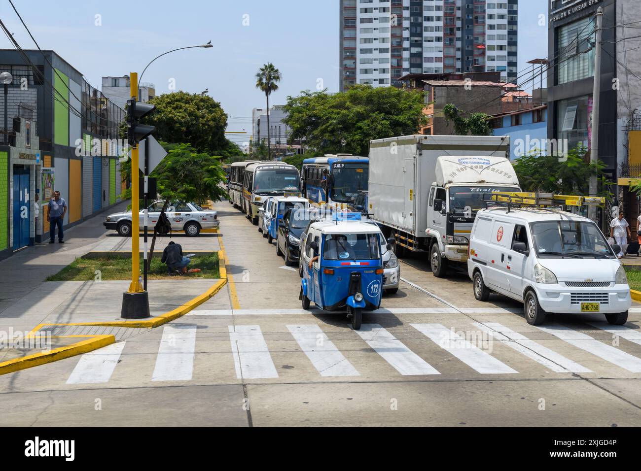 Lima traffic dynamics hi-res stock photography and images - Alamy