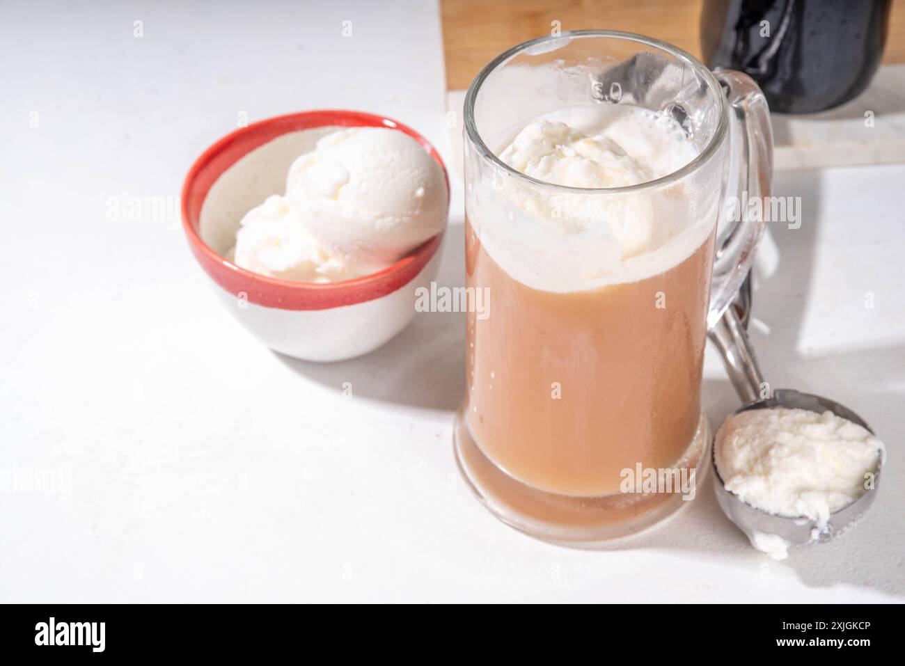 Ice cream beer floating cocktail, summer cold refreshment alcoholic ...