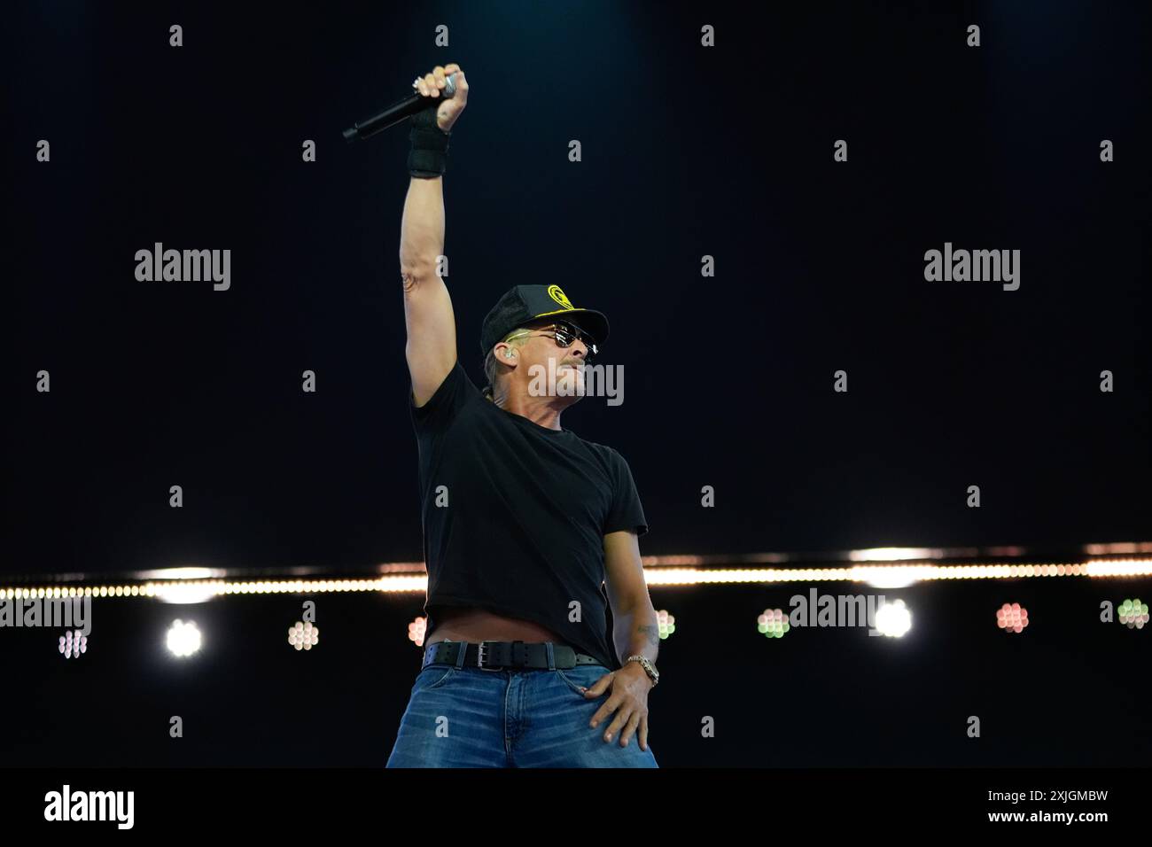 Kid Rock rehearses his performance before during the Republican ...