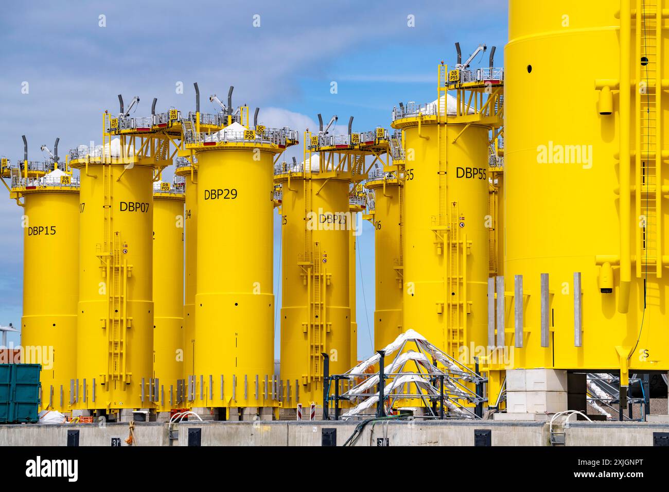 SIF Offshore Foundaitons, production of foundations, monopiles, for ...