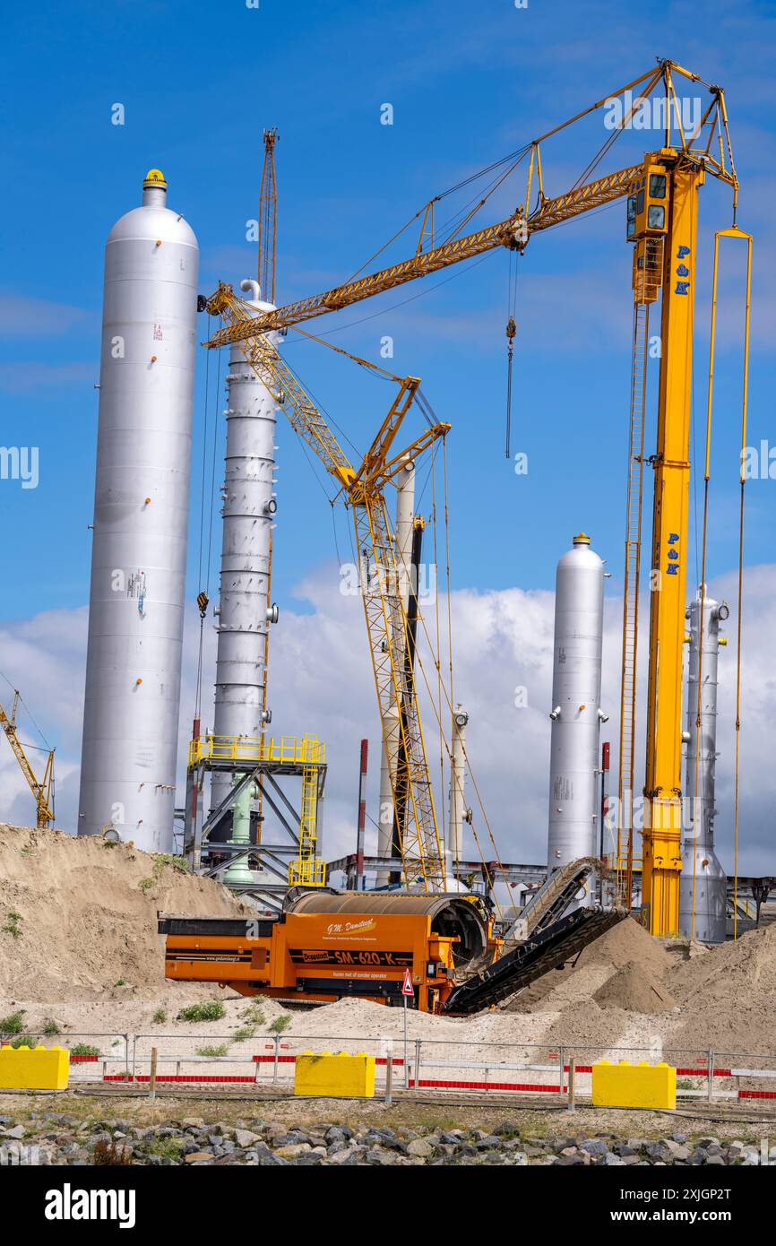 New building, construction site, of a bio-refinery of the Finnish oil ...