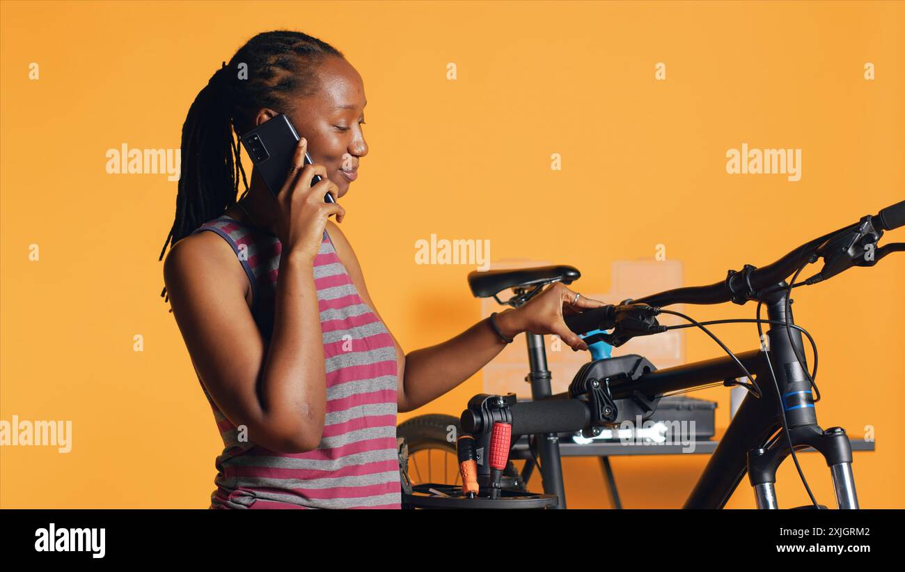 Asking help assembling hi-res stock photography and images - Alamy