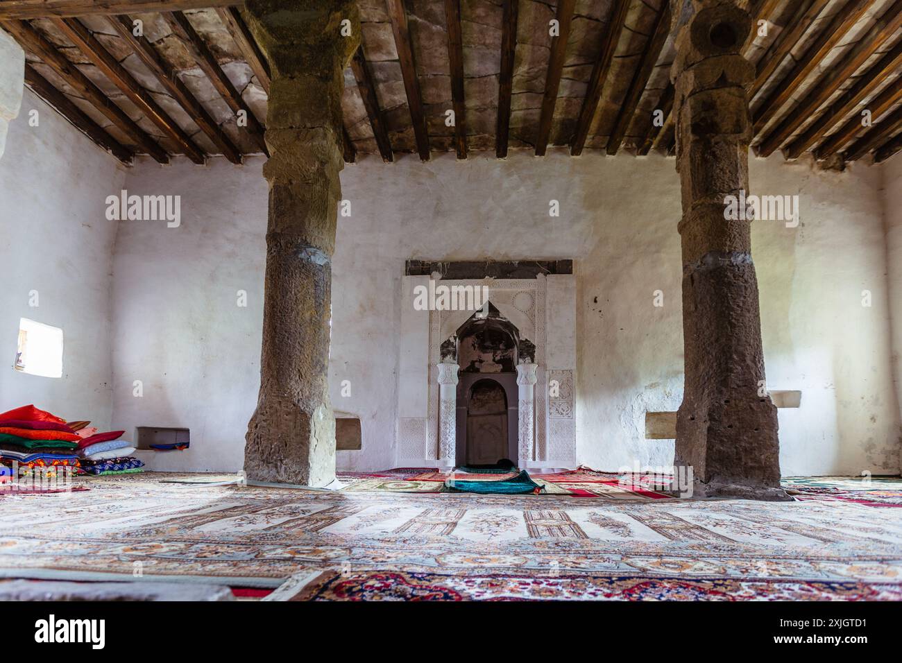 Rural mosque hi-res stock photography and images - Alamy