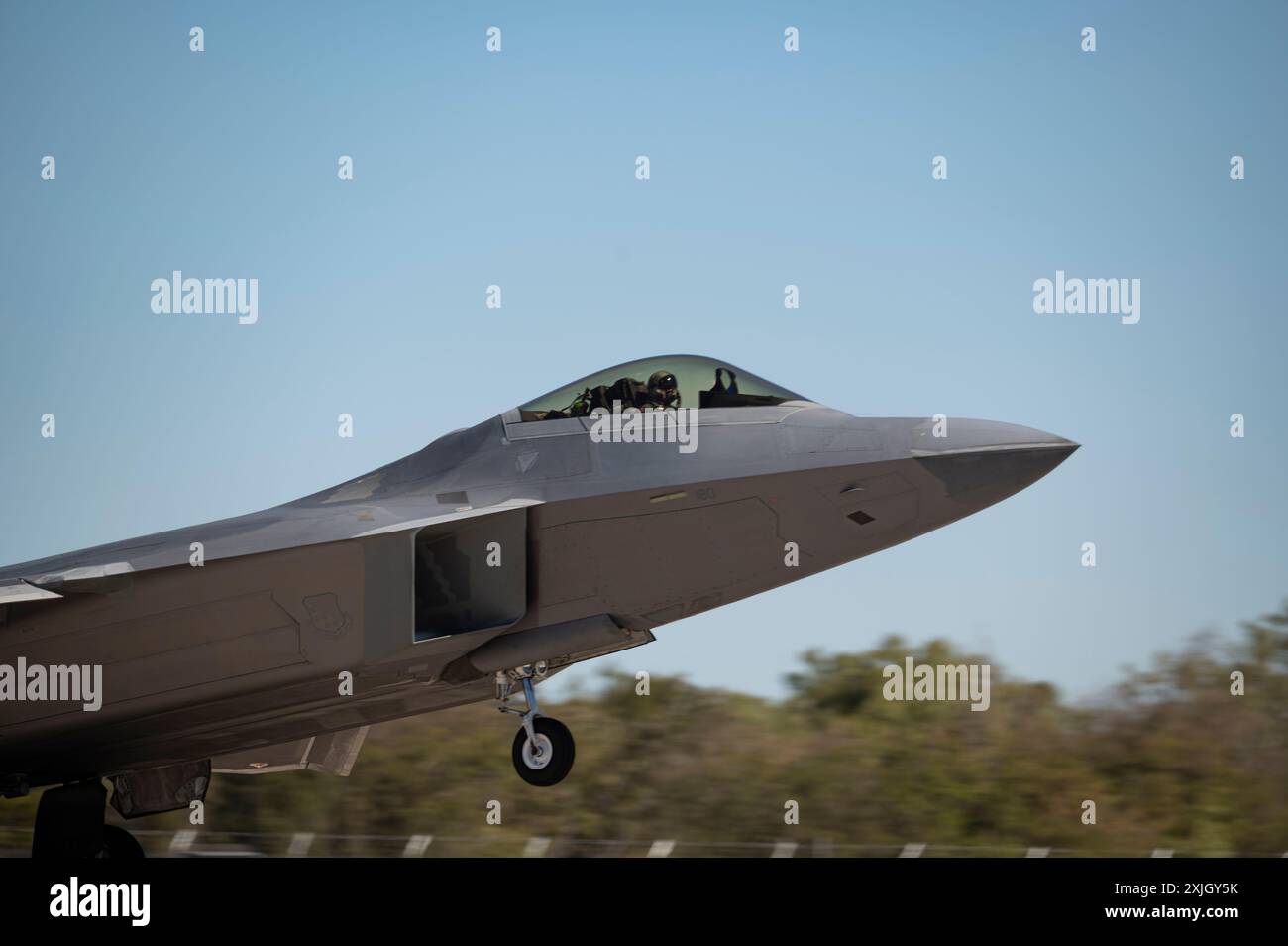 A U.S. Air Force F-22 Raptor assigned to the 27th Expeditionary Fighter ...
