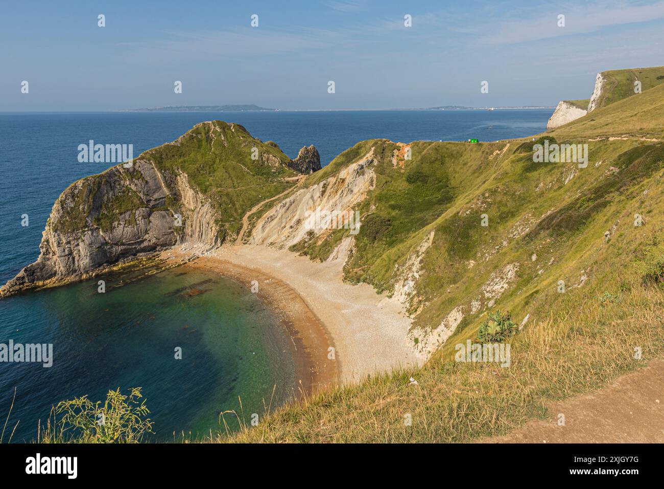 Man of War Bay encloses Man O'War Cove on the Dorset coast between the ...