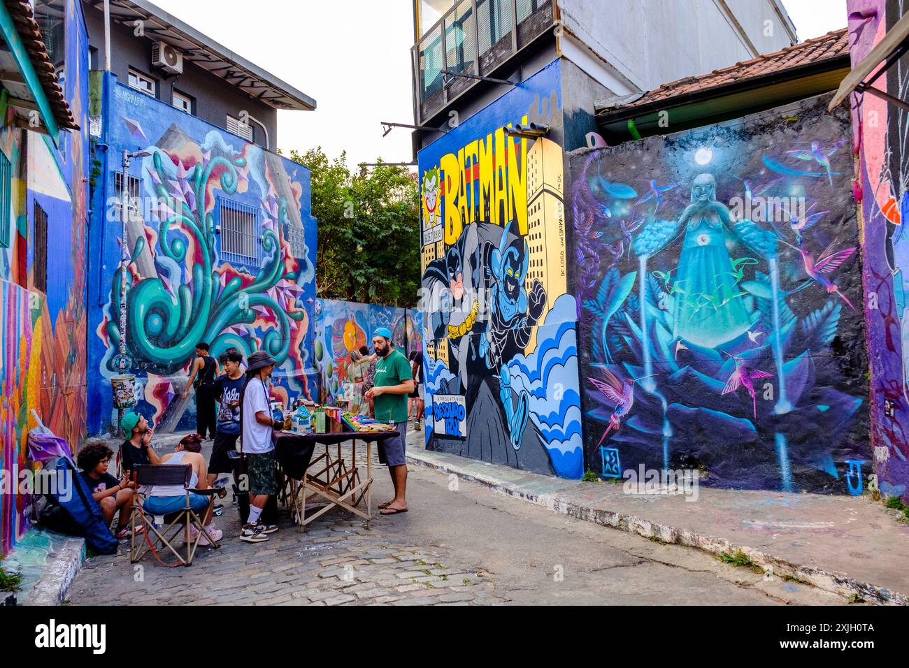 People of Brazil, Brazilian street art and graffiti paintings, murals ...