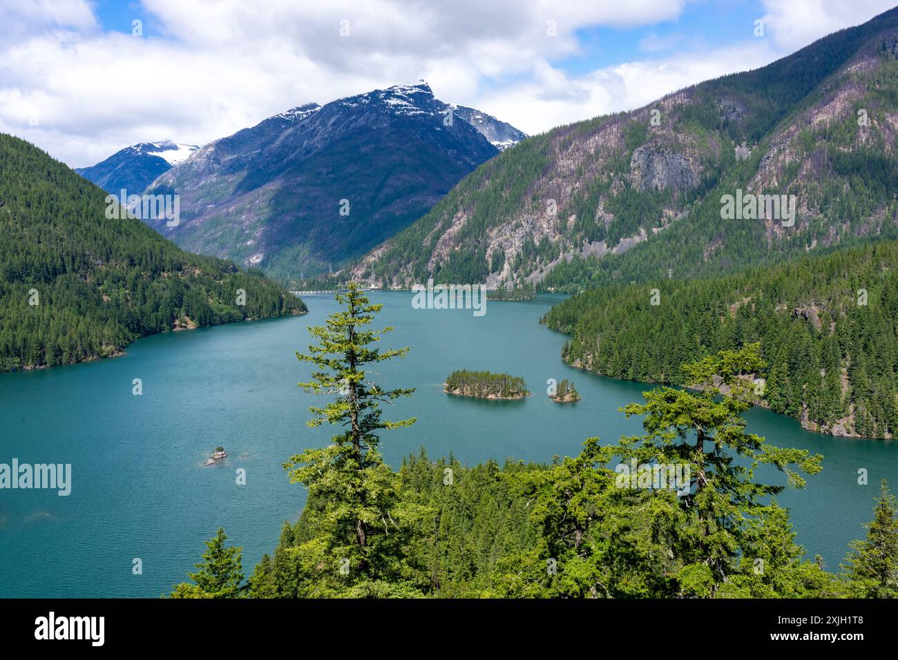 North Cascades National Park, Washington, USA. Diablo Lake and Davis ...