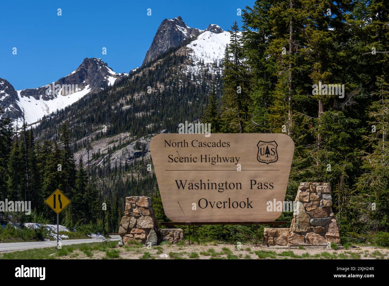 North Cascades Scenic Highway, Washington Pass Overlook, Washington ...