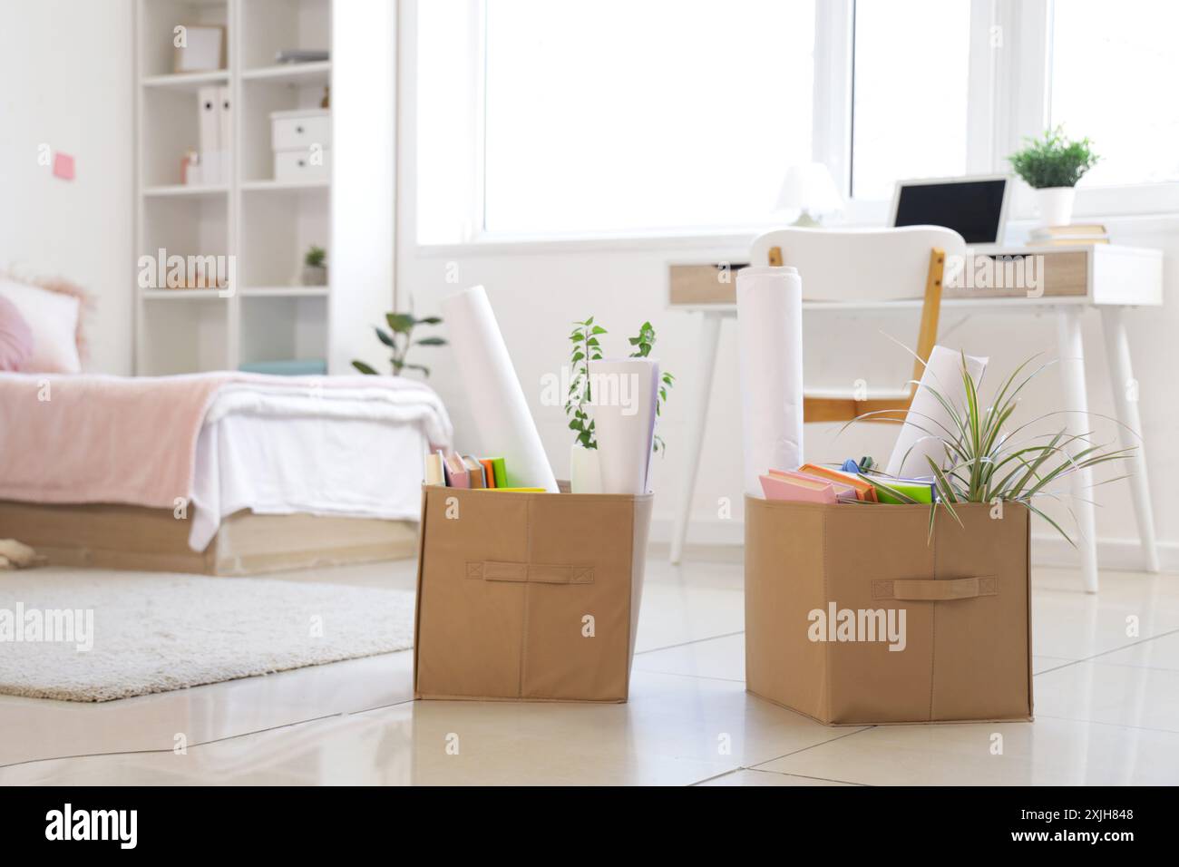 College dorm boxes hi-res stock photography and images - Alamy