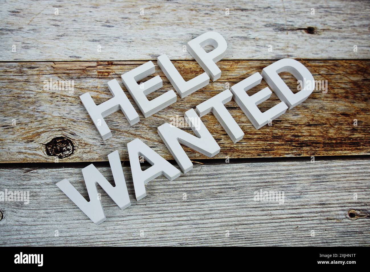 Sign window help wanted hiring hi-res stock photography and images - Alamy