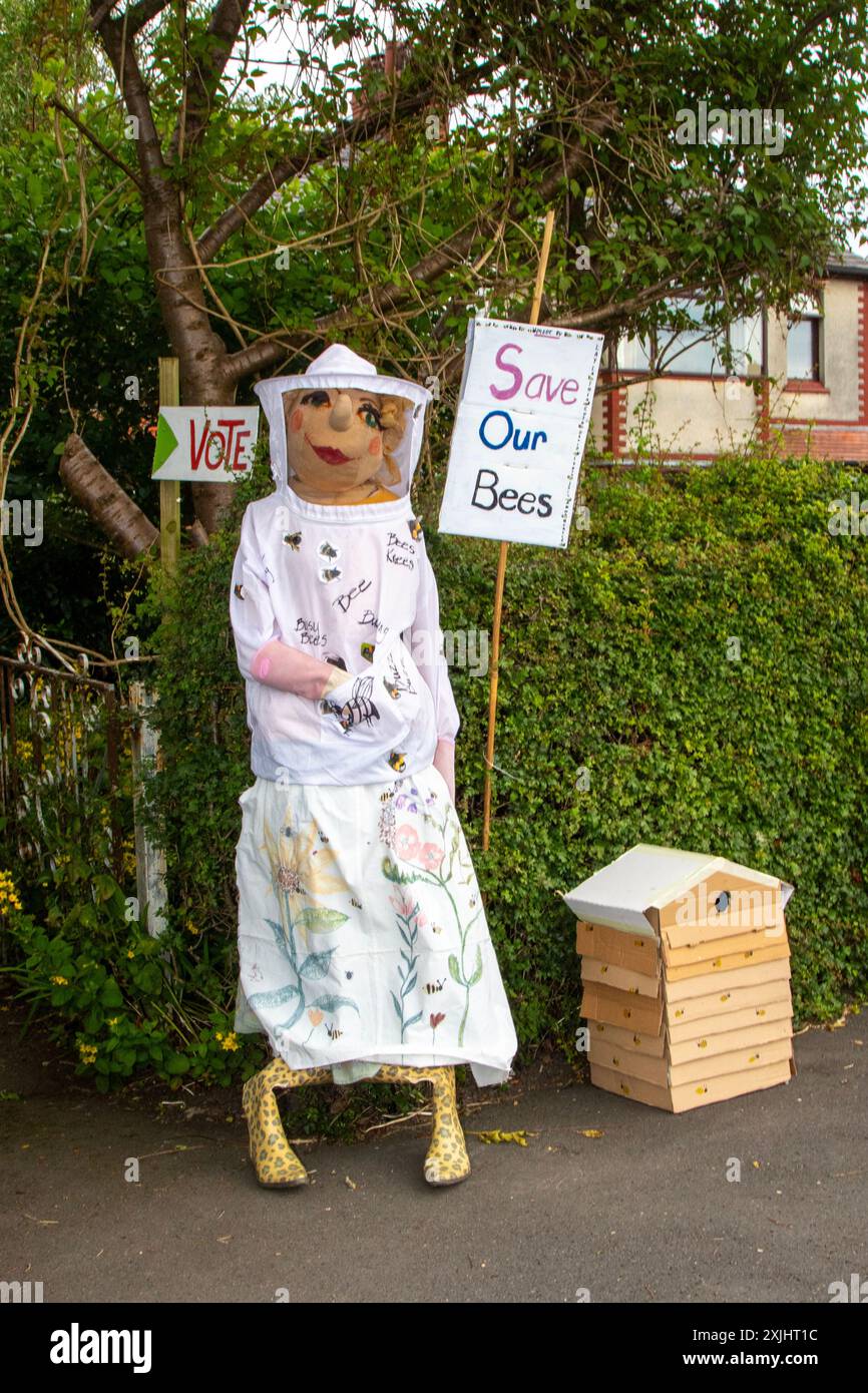 'Save our bees' Create a honey bee haven, grow bee-friendlu plants ...