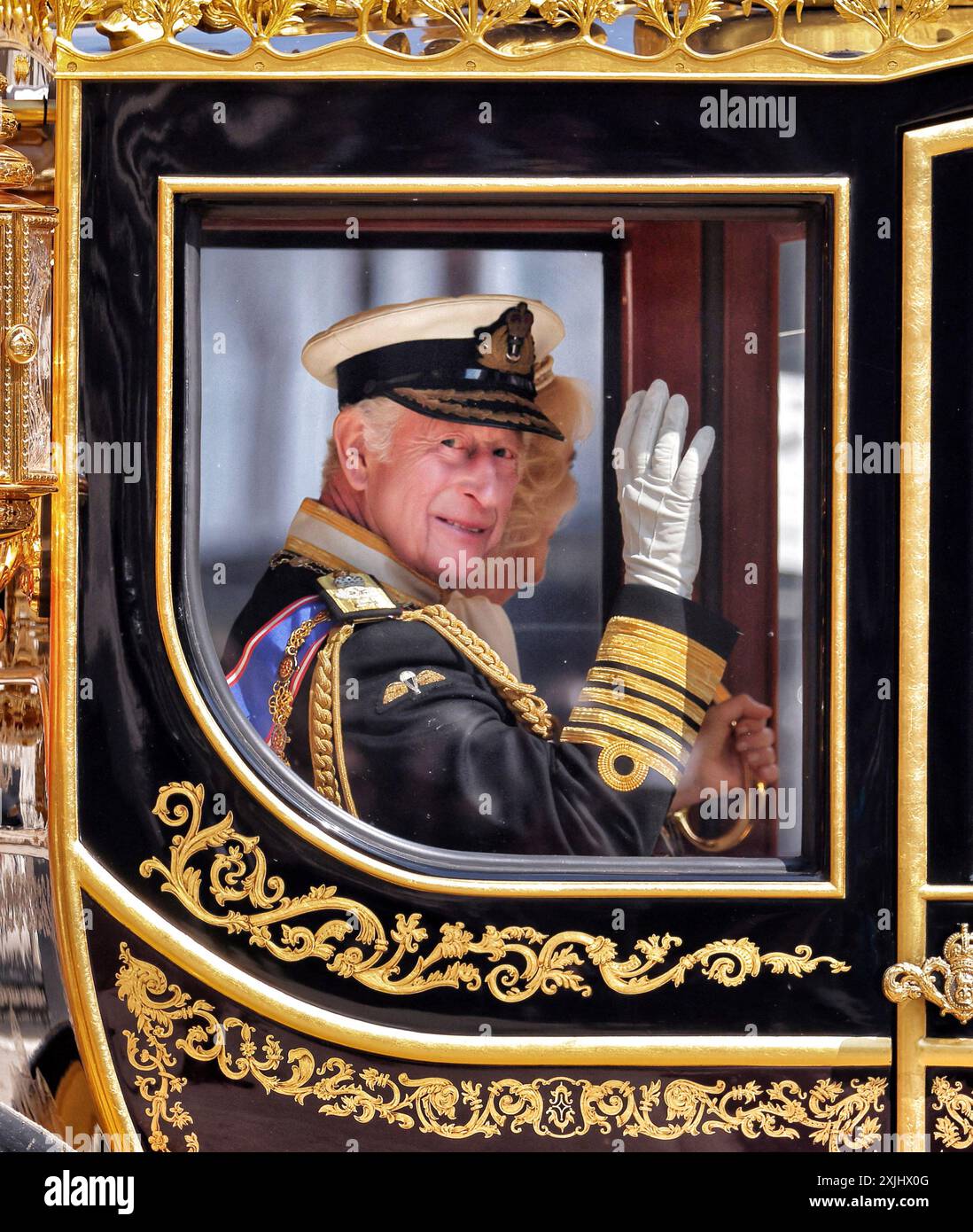 London, UK. 17th July, 2024. King Charles III is taken to the Palace of ...