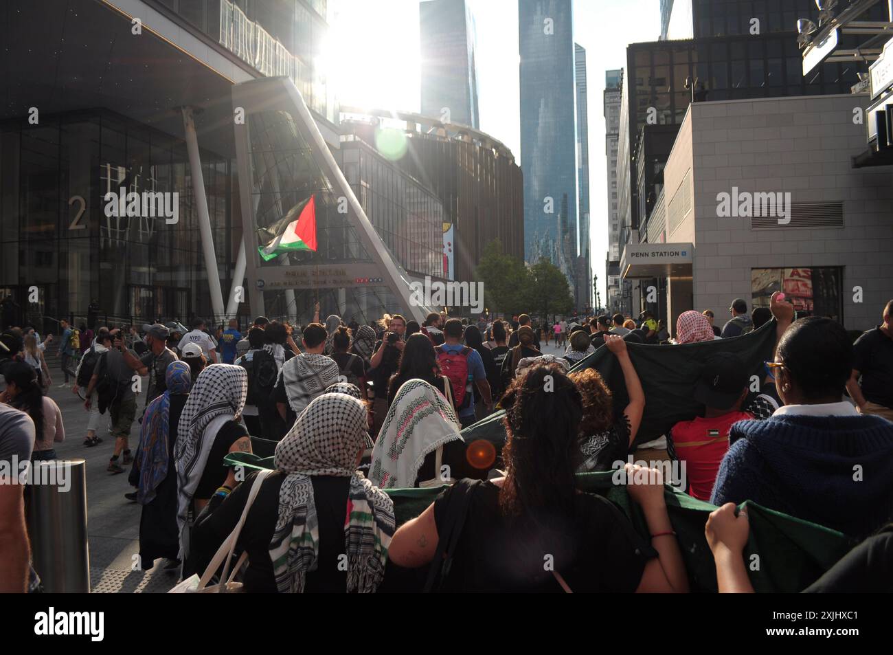 Pro-Palestine demonstrators march towards Penn Station. Pro-Palestine ...
