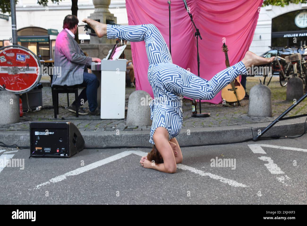 Andre Hartmann Kabarettist Saenger Musiker Dorothee Velten Saengerin ...