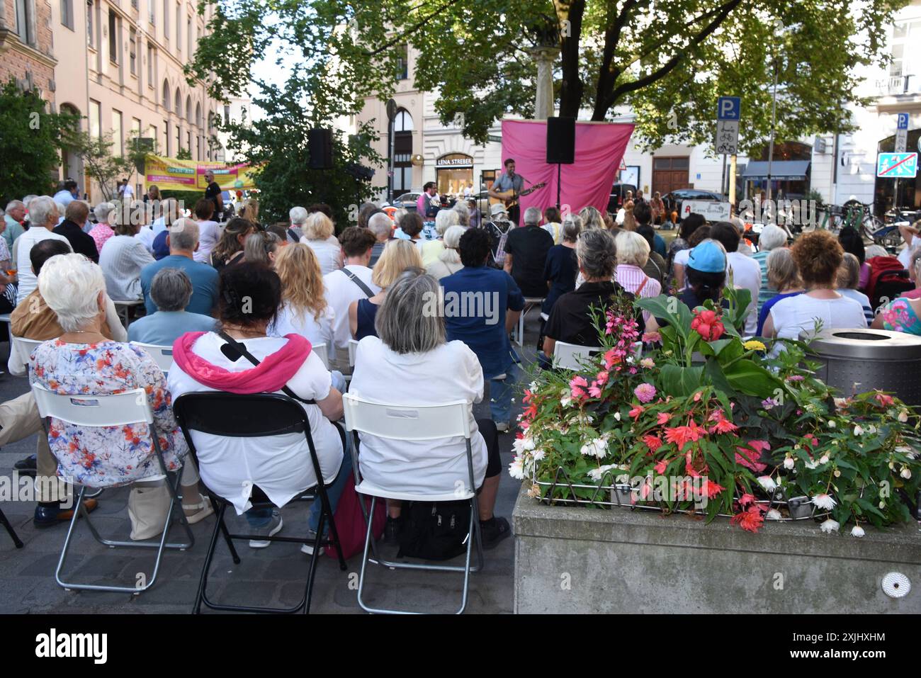 Andre Hartmann Kabarettist Saenger Musiker Michael Ponert Saenger ...