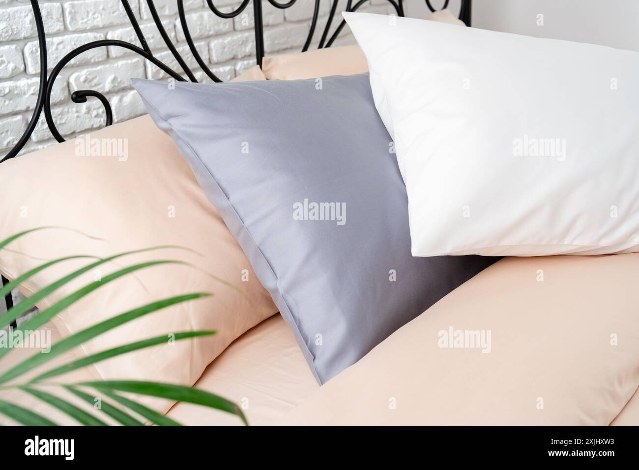 Iron wrought bed frame hi-res stock photography and images - Alamy