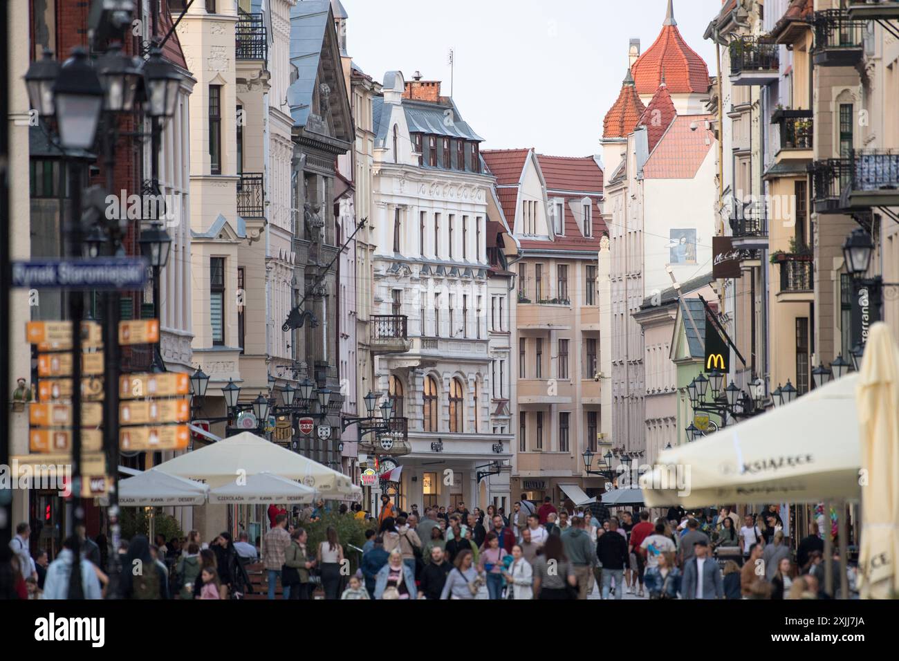 Szeroka Street in Torun Old Town listed World Heritage by UNESCO in ...