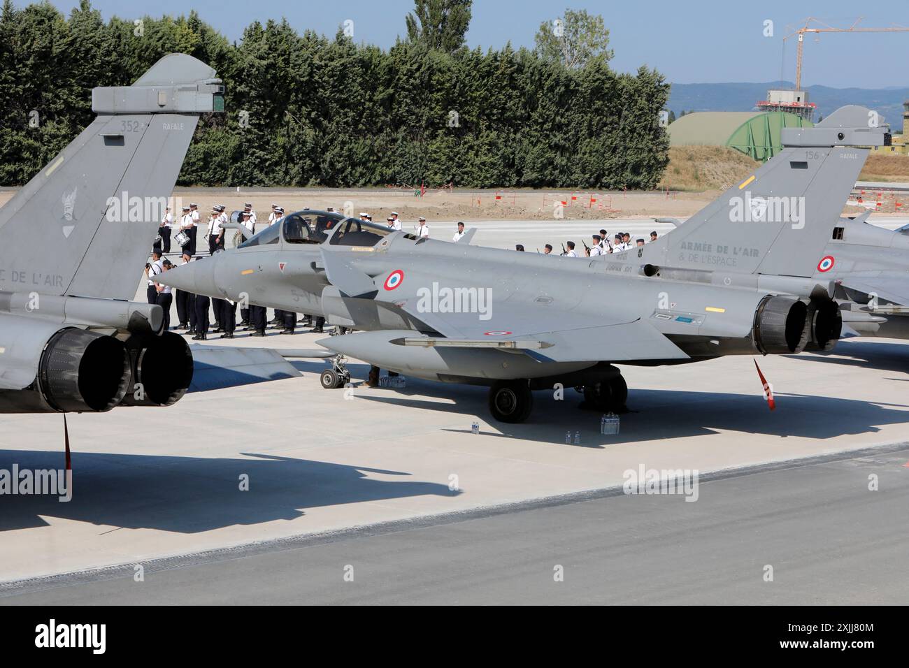Orange, France. 18th July, 2024. Recreation of the 5th fighter wing and ...