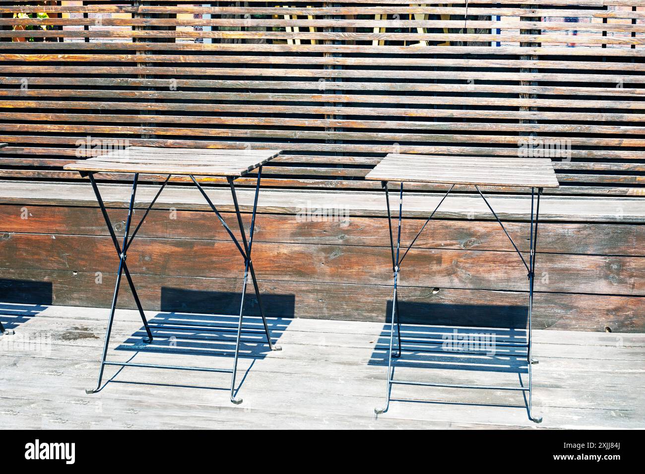 Natural wooden cafe tables hi-res stock photography and images - Alamy