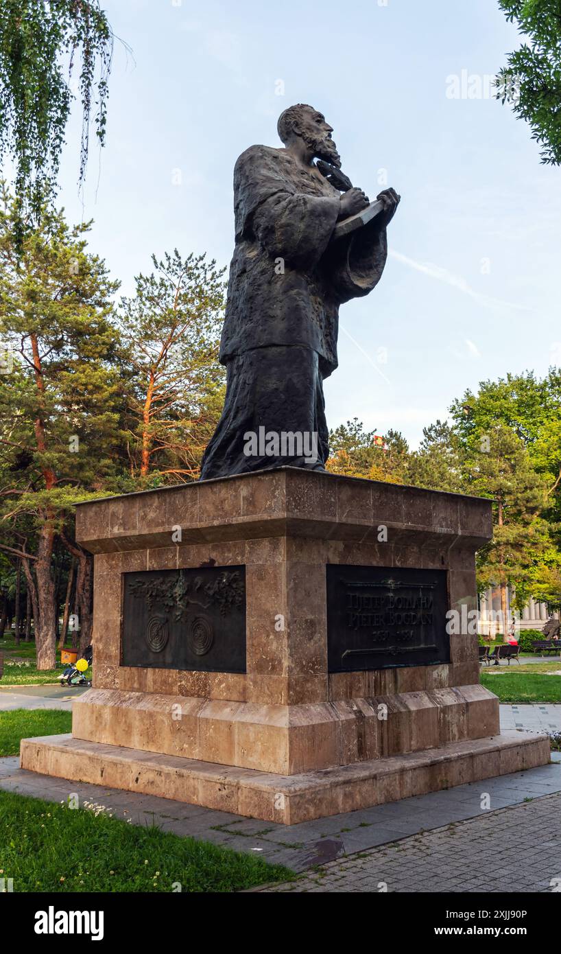 Monument to the Pjetër Bogdani was the most original writer of Old ...