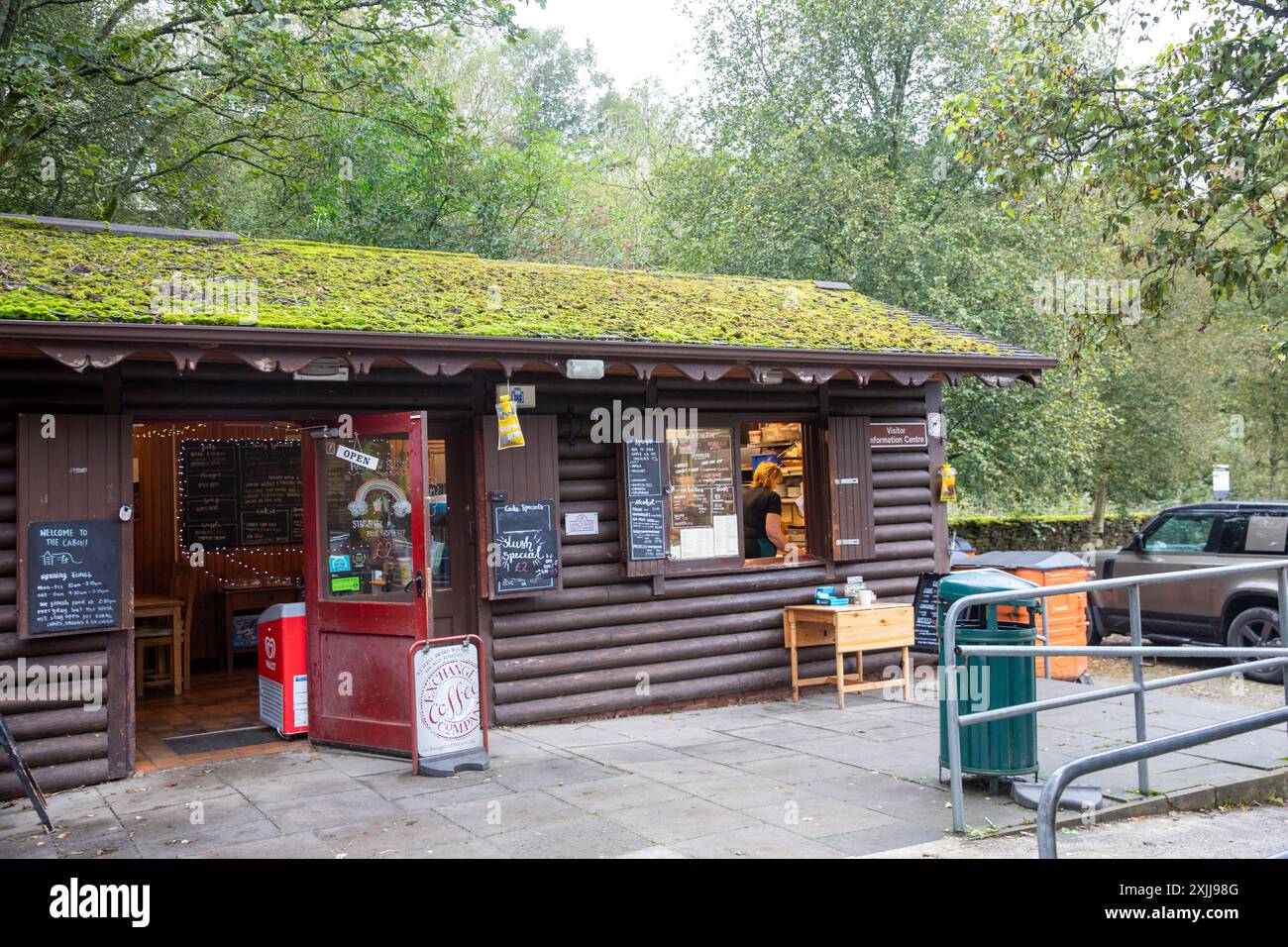 Pendle hill cabin hi-res stock photography and images - Alamy