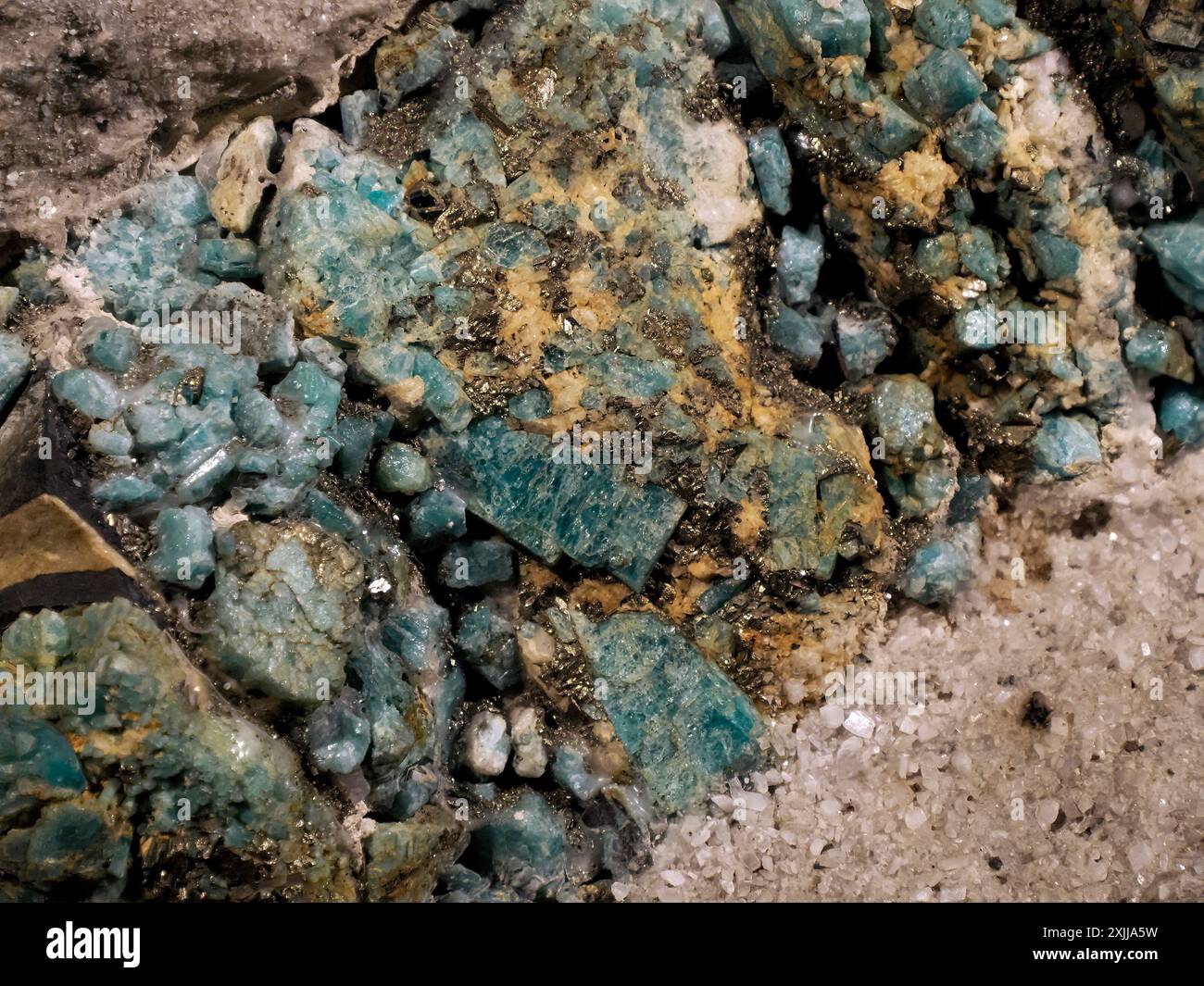 Emeralds in the mine of muzo hi-res stock photography and images - Alamy