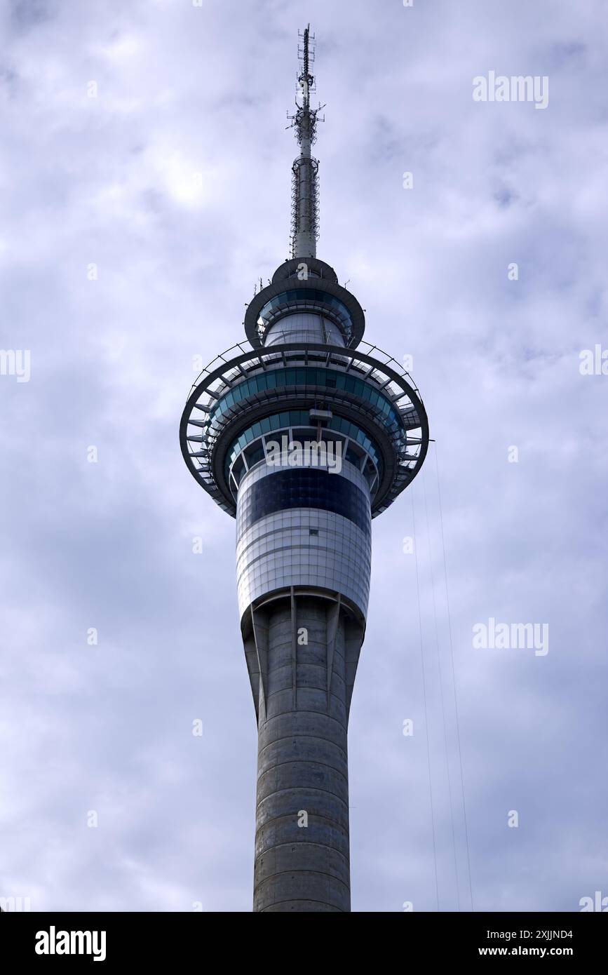 Sky tower auckland close up hi-res stock photography and images - Alamy