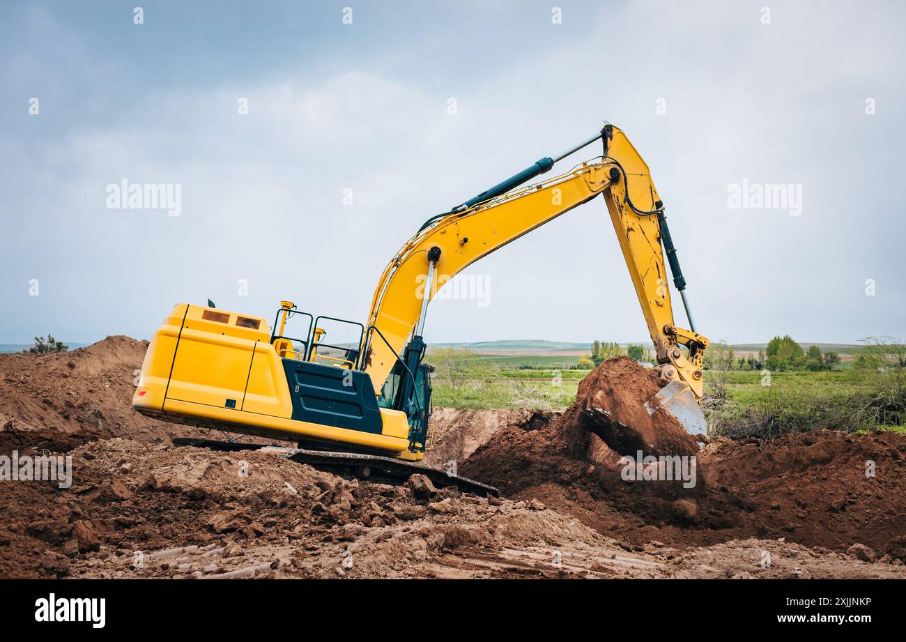Soil mover hi-res stock photography and images - Alamy