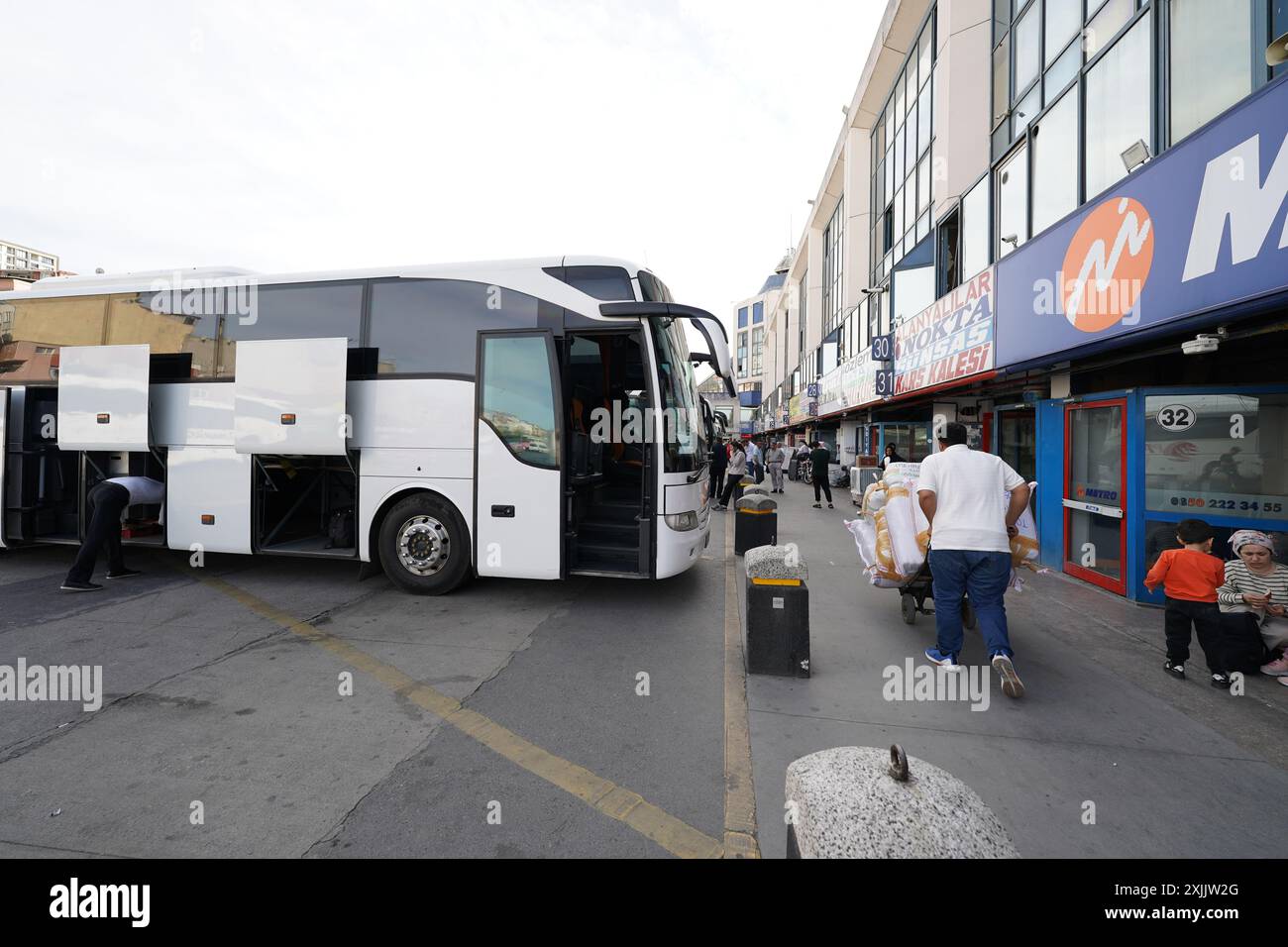 ISTANBUL, TURKIYE - APRIL 06, 2024: People in Esenler Coach Terminal in ...