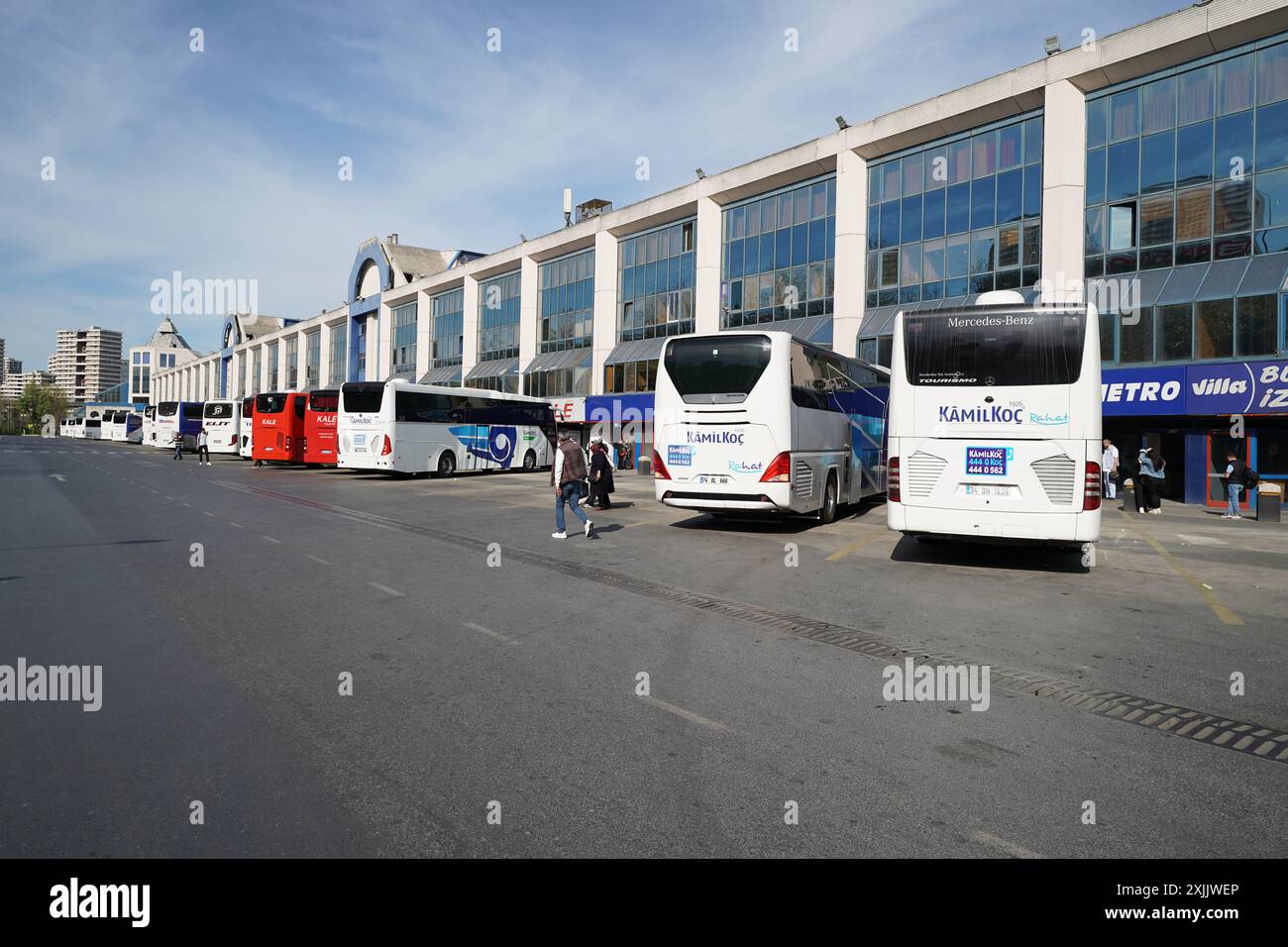 ISTANBUL, TURKIYE - APRIL 06, 2024: People in Esenler Coach Terminal in ...