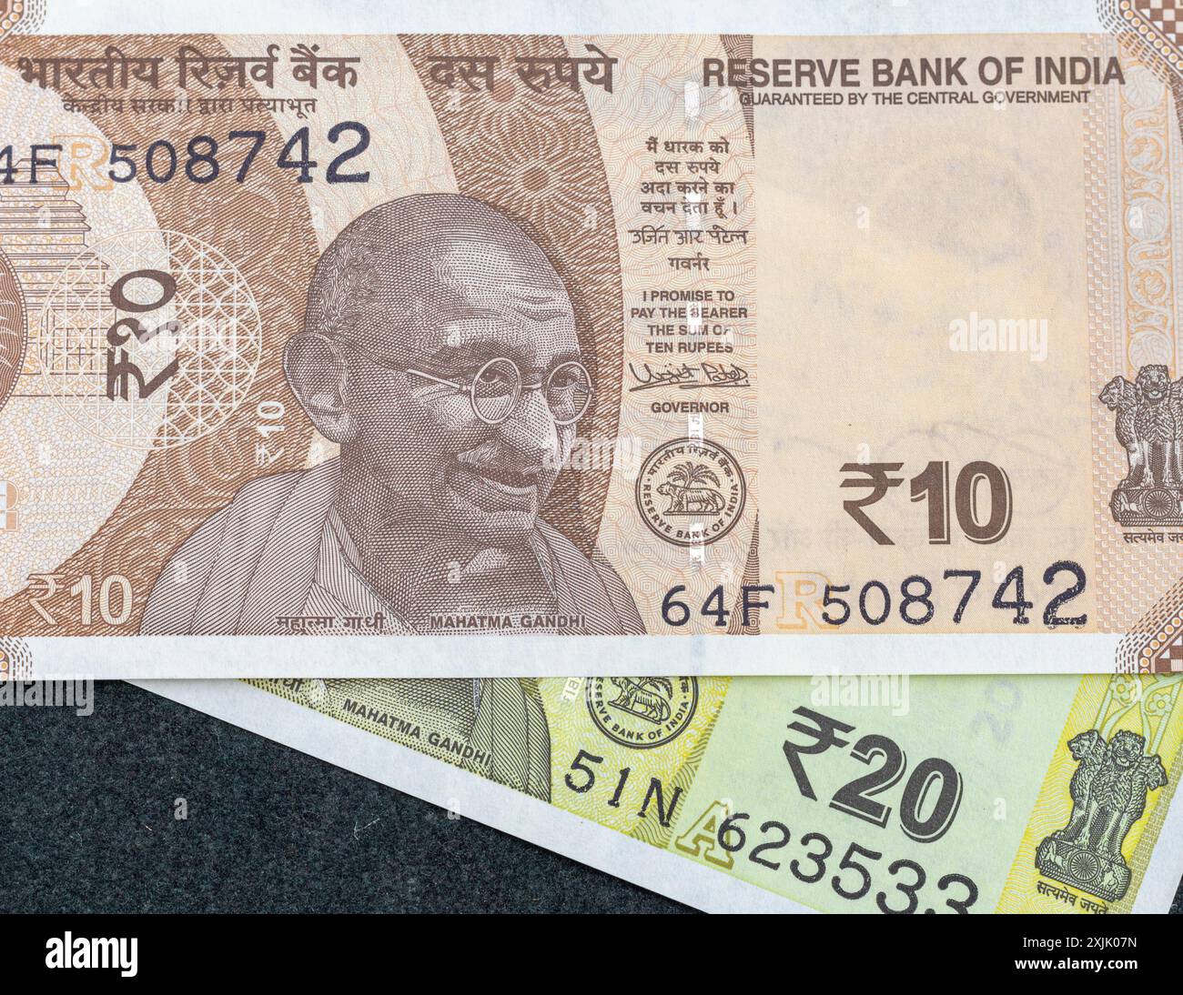 India ten and twenty rupees currency notes closeup Stock Photo - Alamy