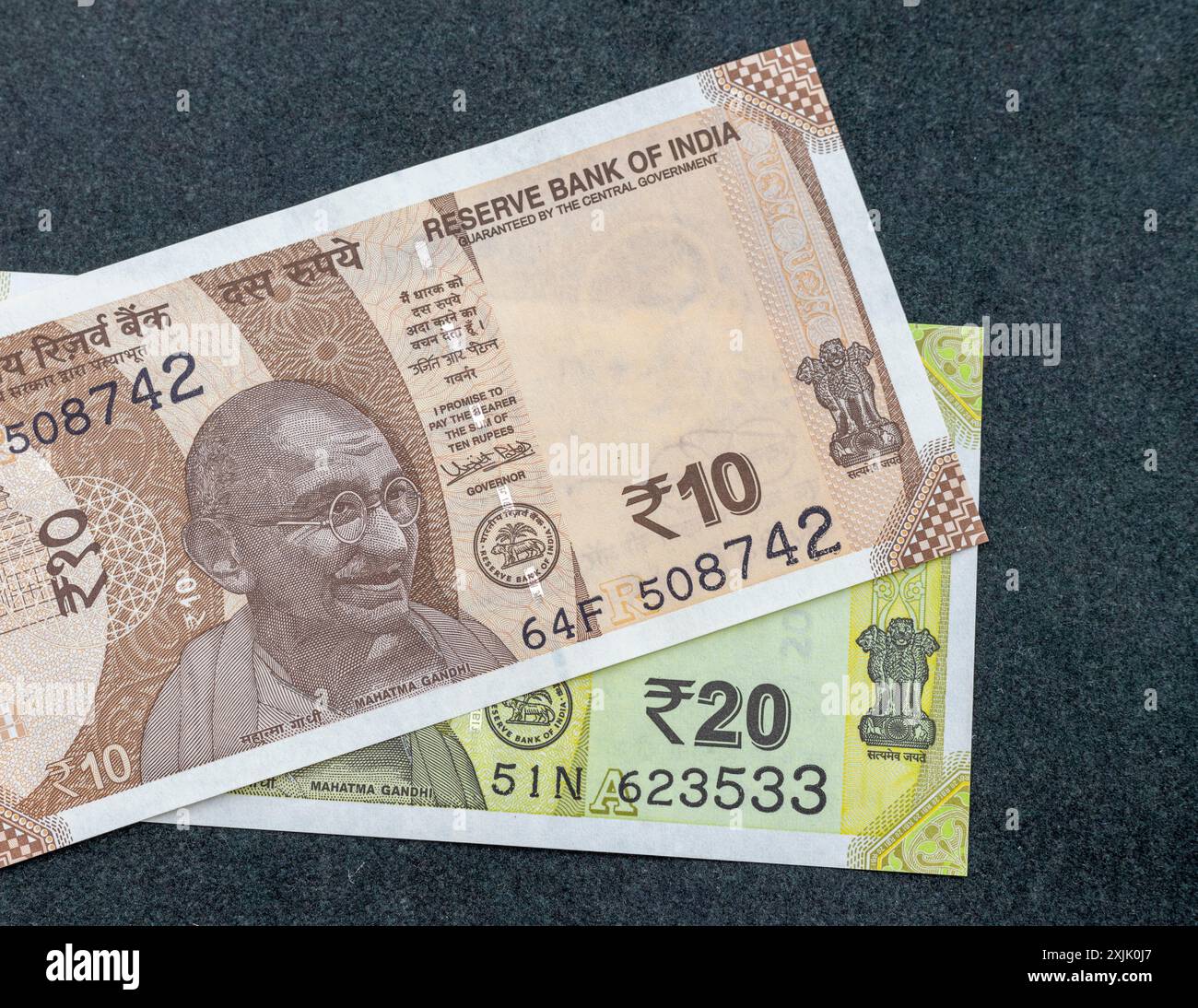 Indian 10 rupee note hi-res stock photography and images - Alamy