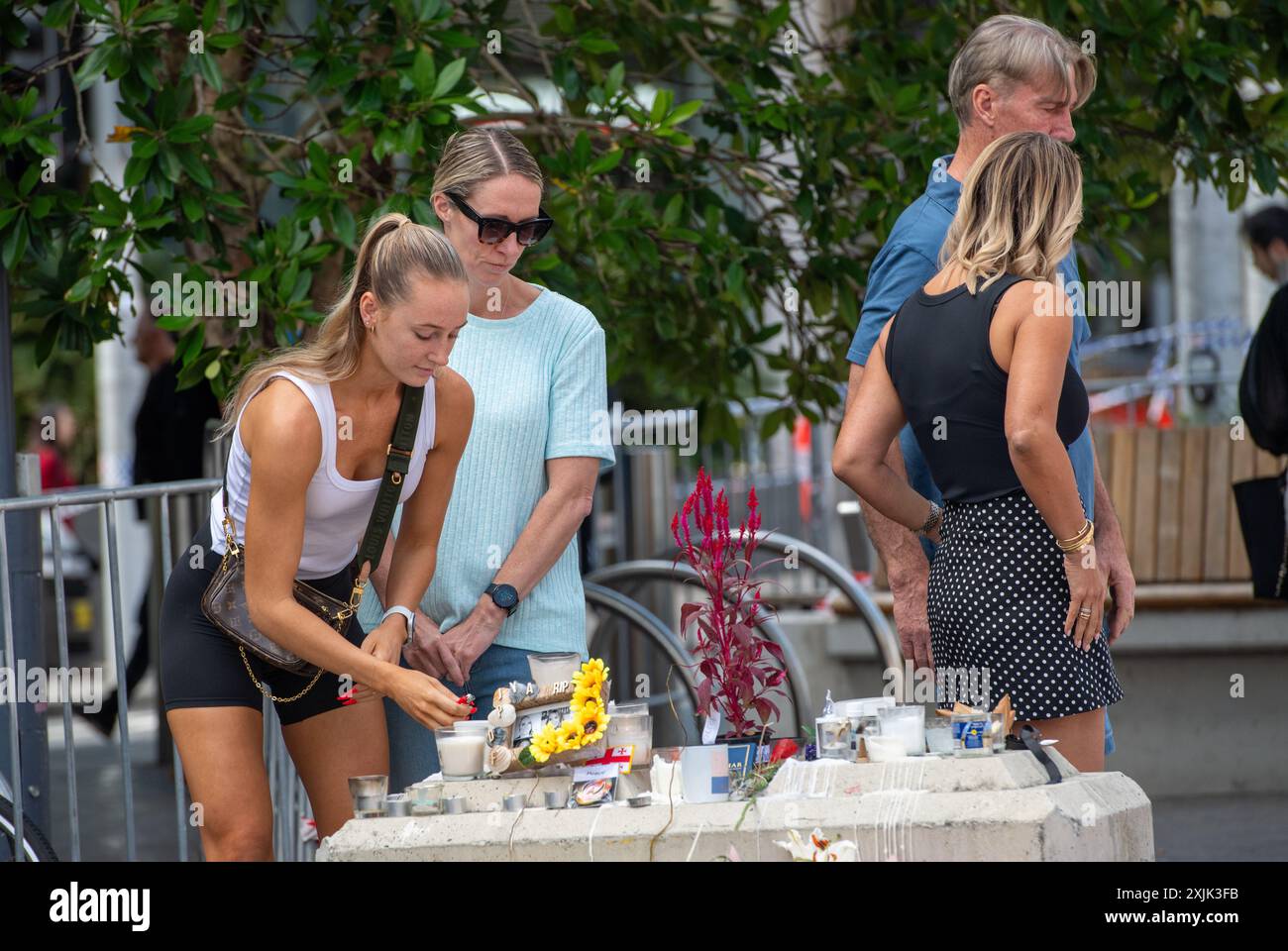 Bondi Junction Westfields Stabbing Memorial Stock Photo - Alamy