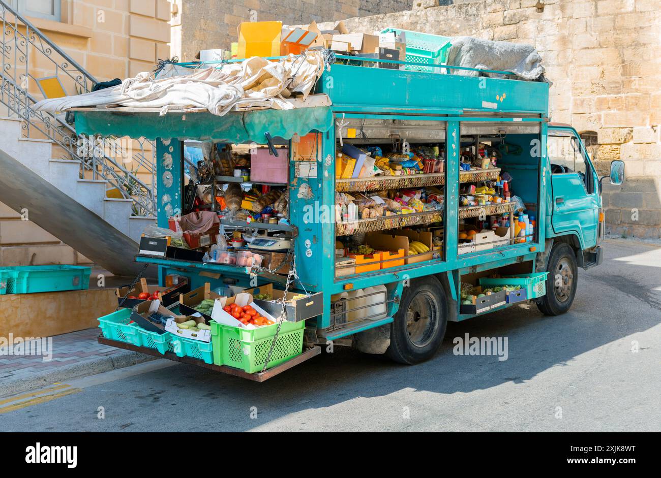 Fresh produce transportation hi-res stock photography and images - Alamy