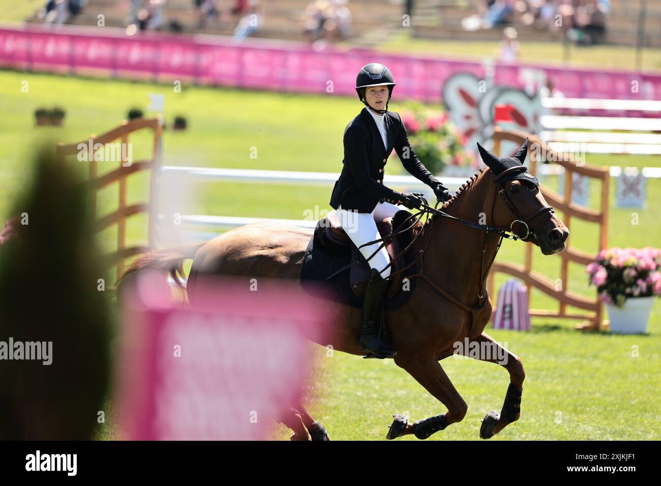 Ella Duffy of the United States with Sea Coast Naturele Van Het during ...