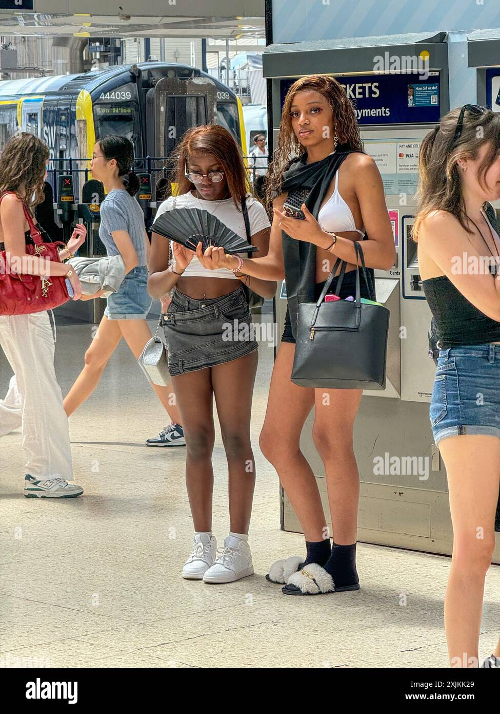 Waterloo Station, London. 19th July 2024. The hottest day of the year ...