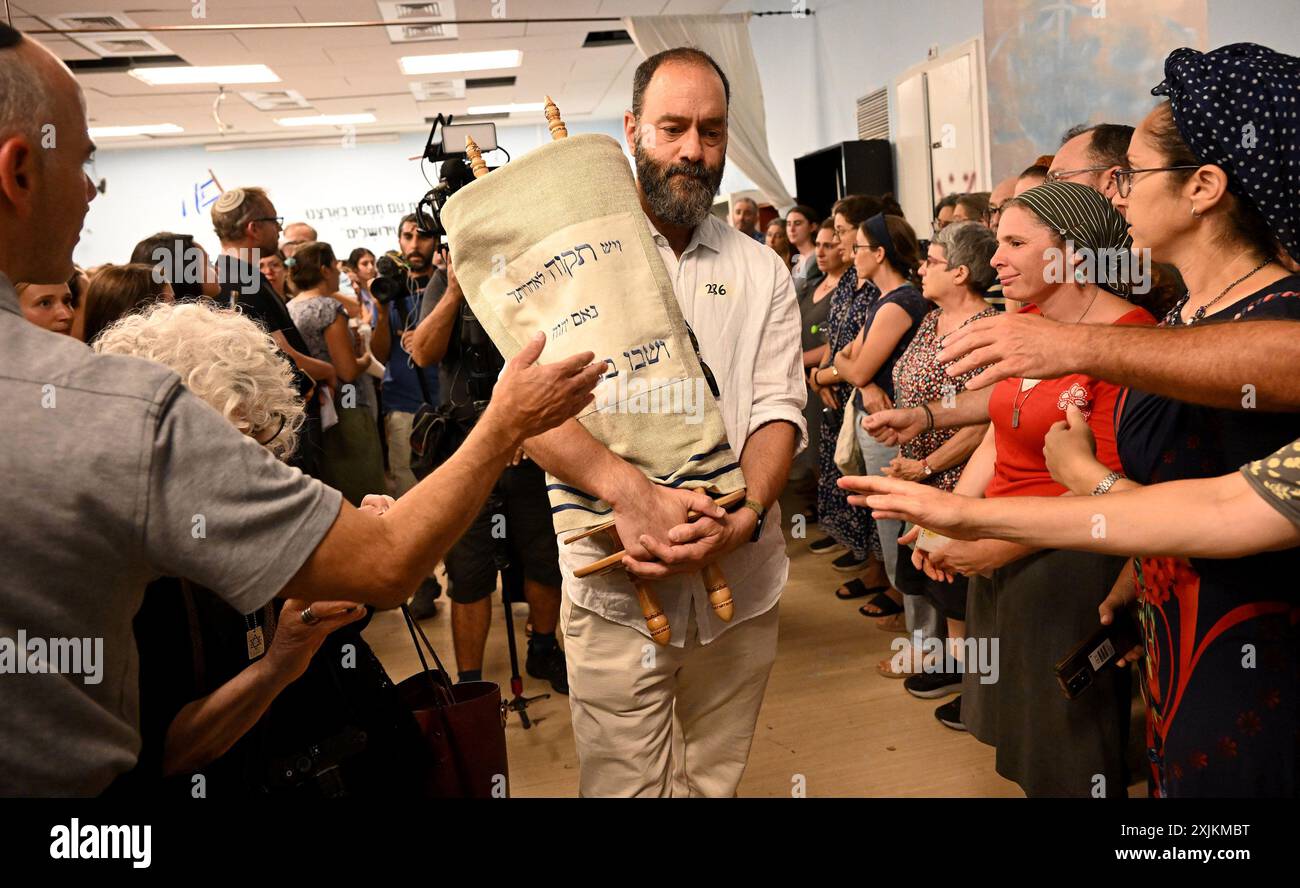 Jon Polin, the father of American-Israeli hostage Hersh Goldberg-Polin ...