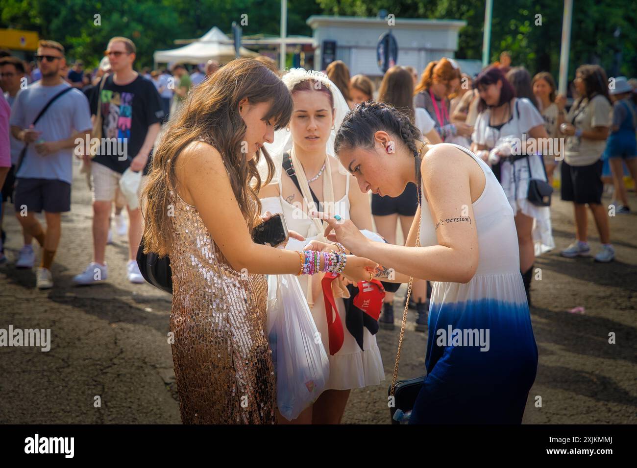 The girls on the concert of Taylor Swift in Milan Stock Photo - Alamy