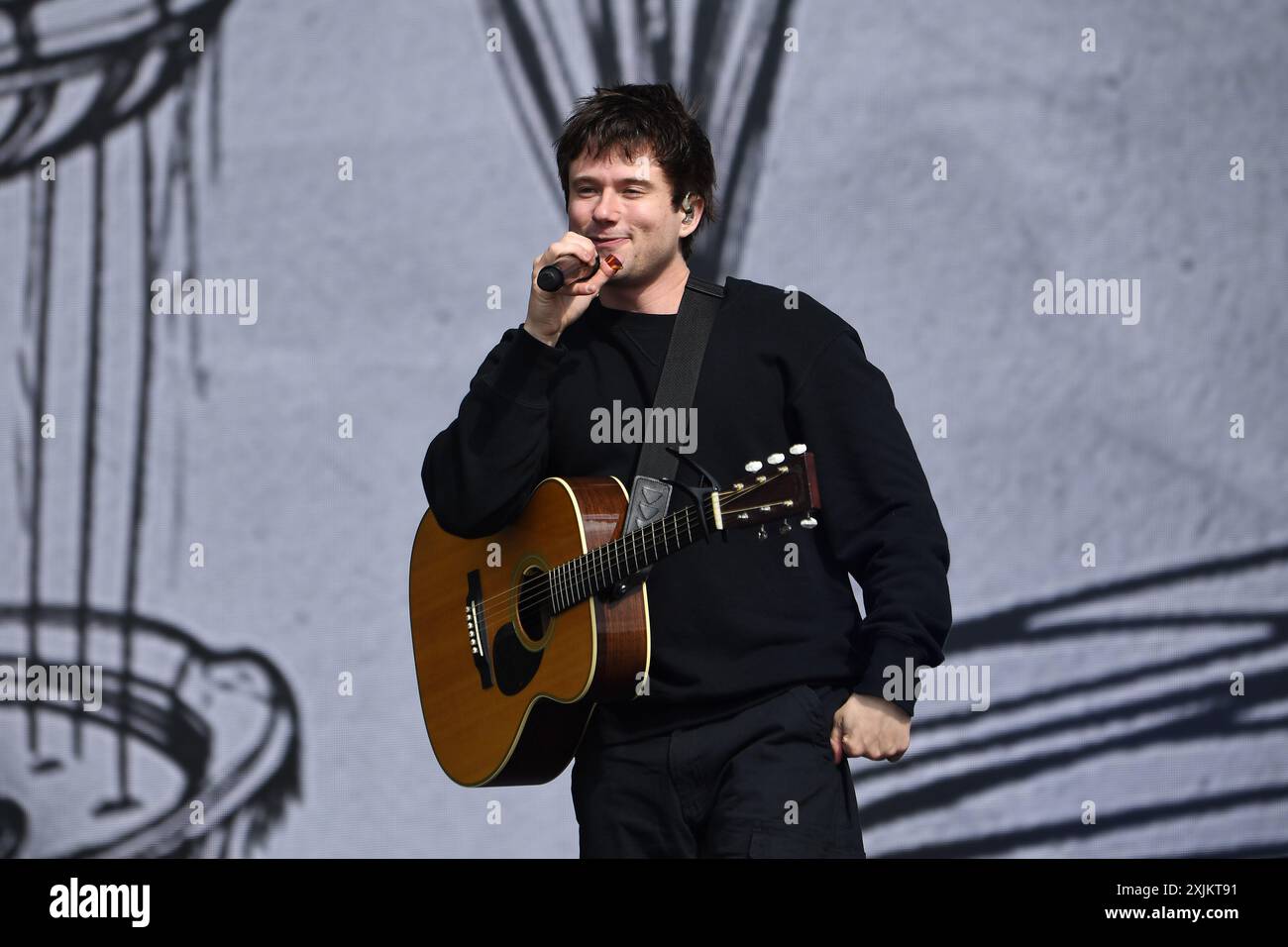 LONDON, ENGLAND - JULY 14: Alec Benjamin performing at British ...