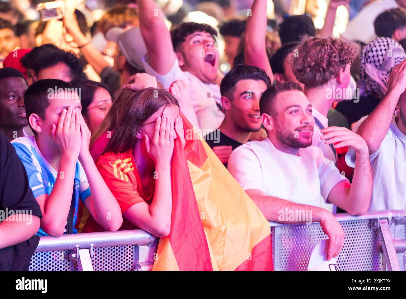 Fans of the Spanish team fear after the equalising goal by England at ...