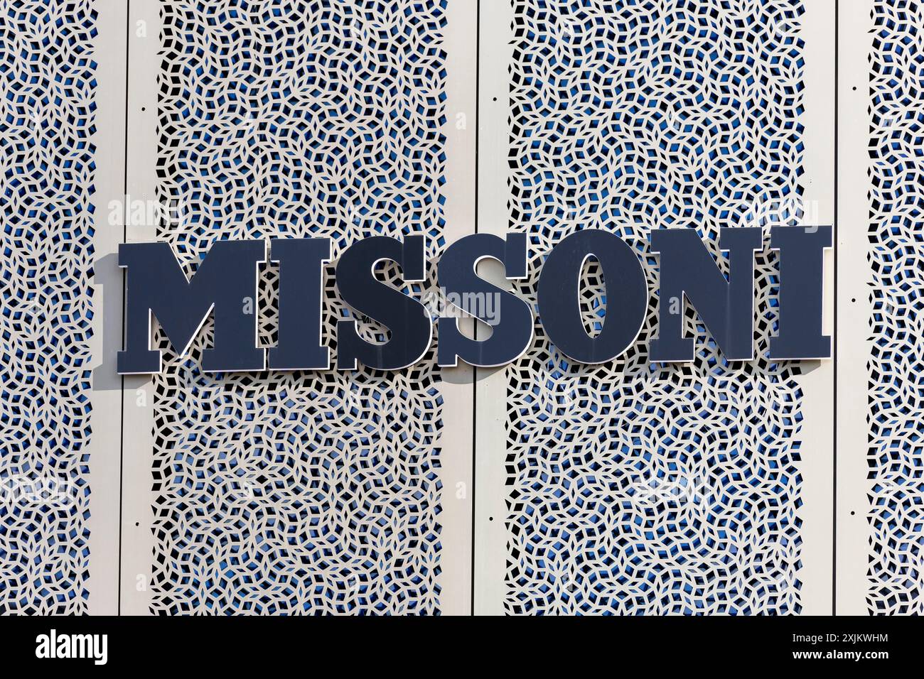 Missoni fashion hi-res stock photography and images - Alamy