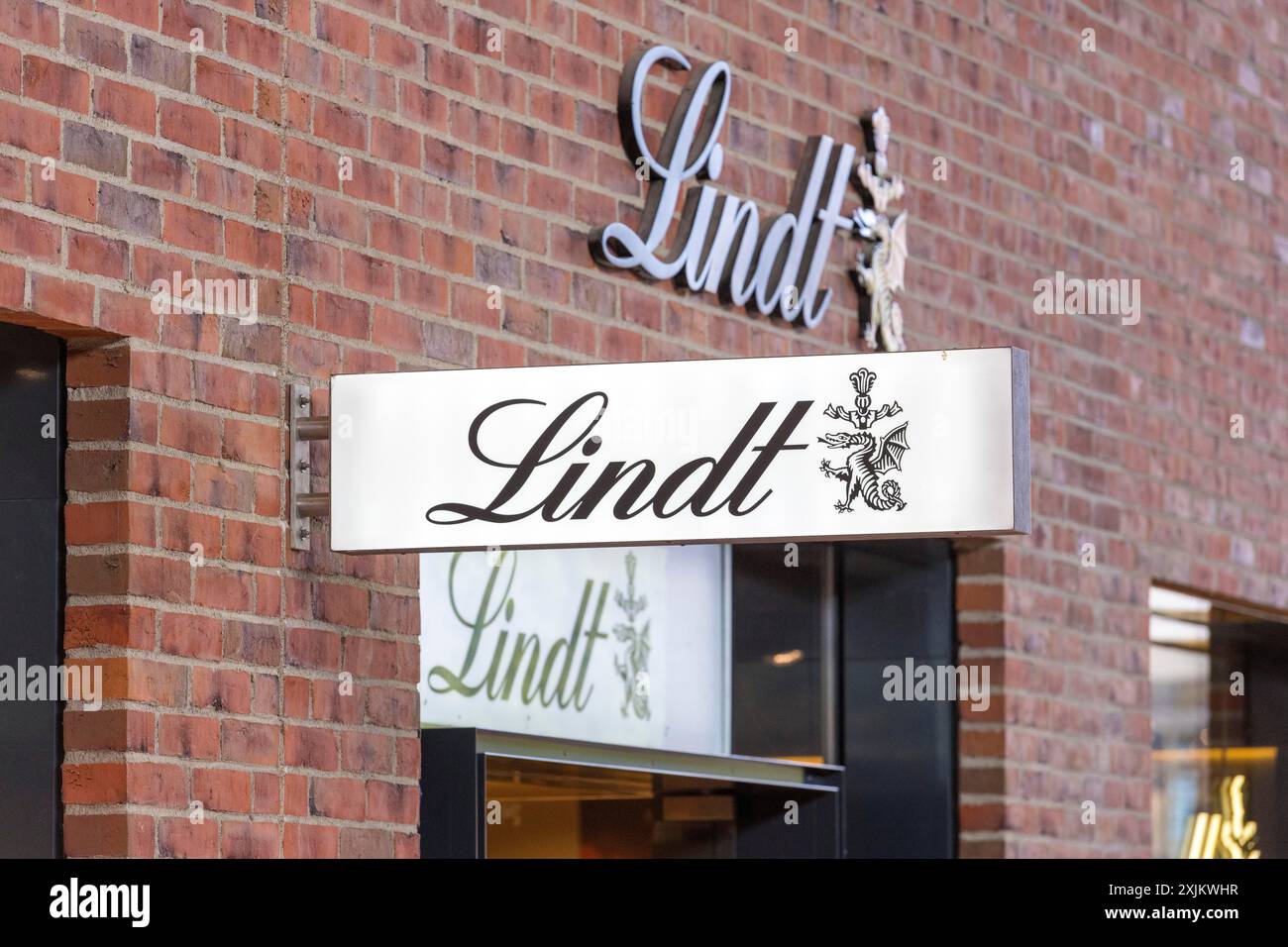 Logo of the confectionery company Lindt Stock Photo - Alamy
