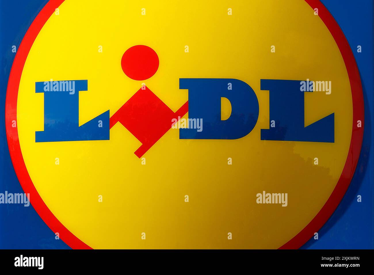 Lidl sign logo hi-res stock photography and images - Alamy