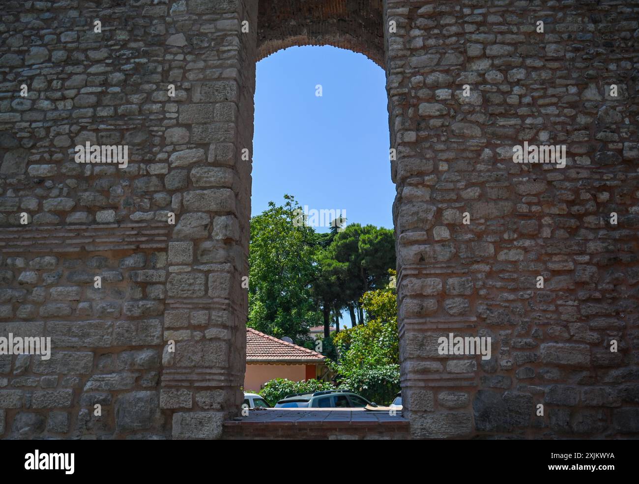 (240719) -- ISTANBUL, July 19, 2024 (Xinhua) -- This photo taken on ...