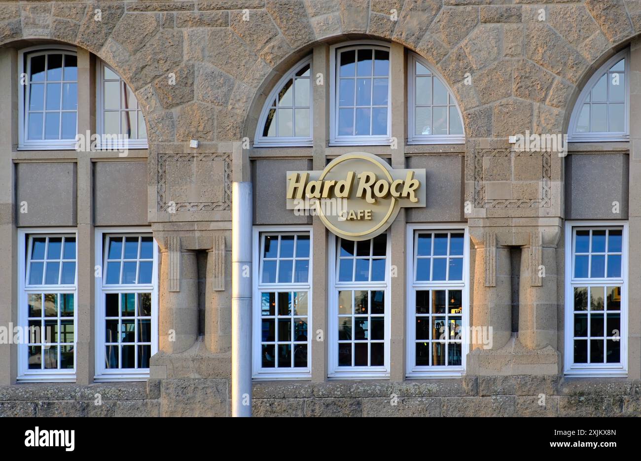 Cafe brand hi-res stock photography and images - Alamy