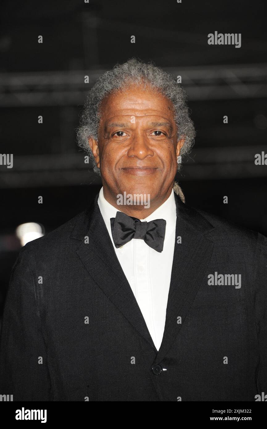 Elvis Mitchell at the 2nd Annual Academy Museum Gala held at the ...