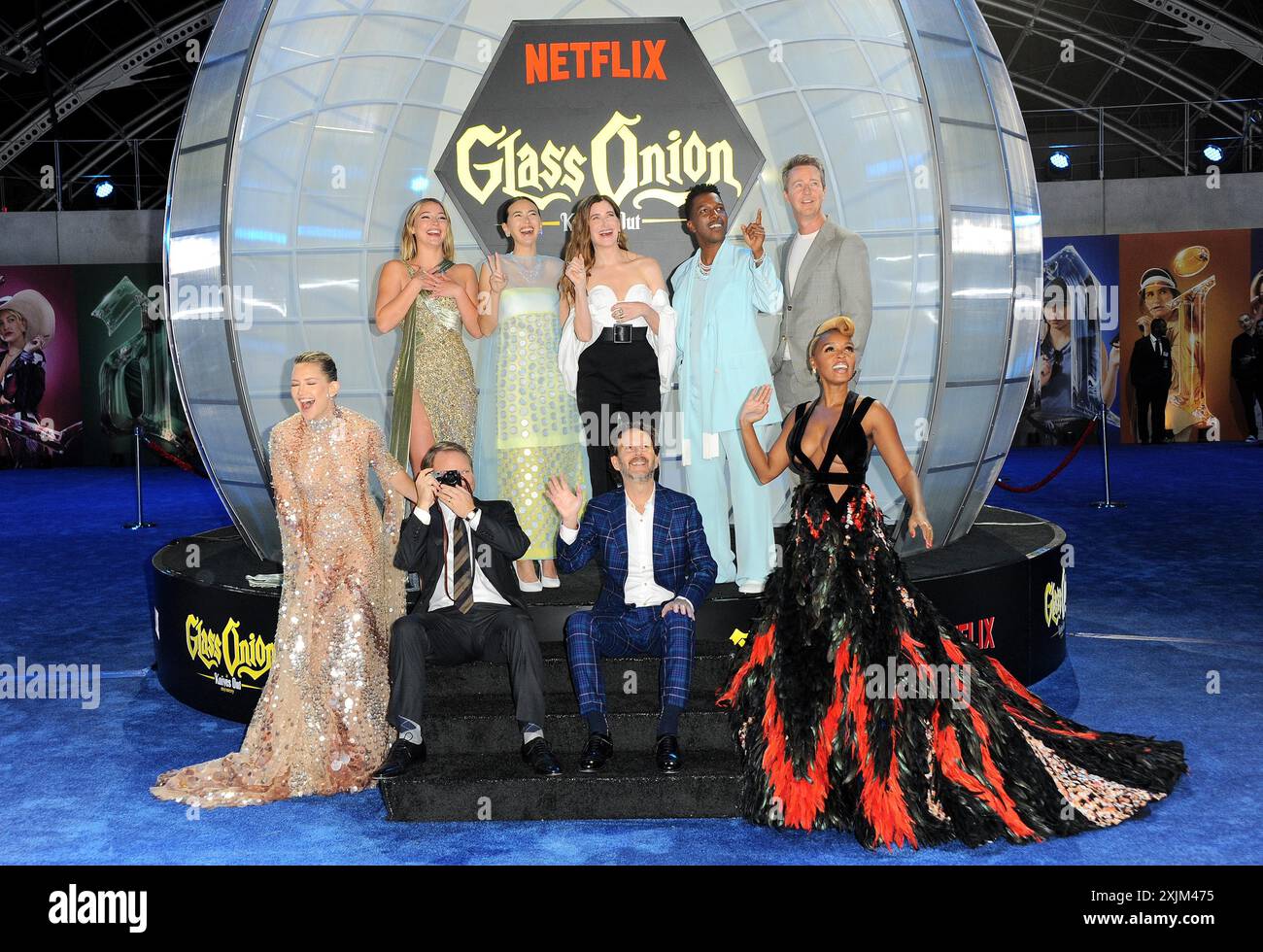 Kate Hudson, Madelyn Cline, Rian Johnson, Kathryn Hahn, Ram Bergman ...