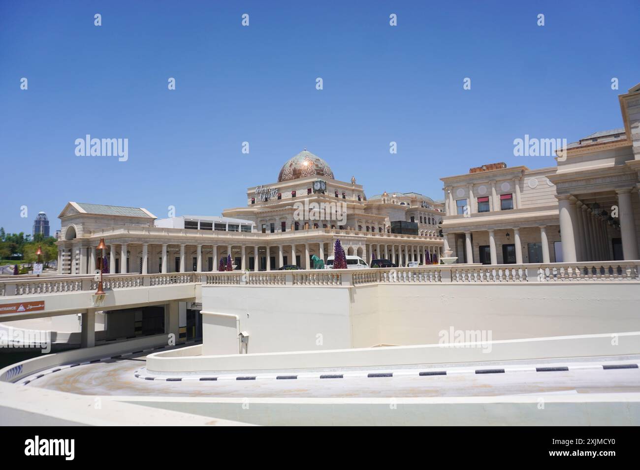Architecture of Katara Cultural Village Galeries Lafayette, in Doha ...