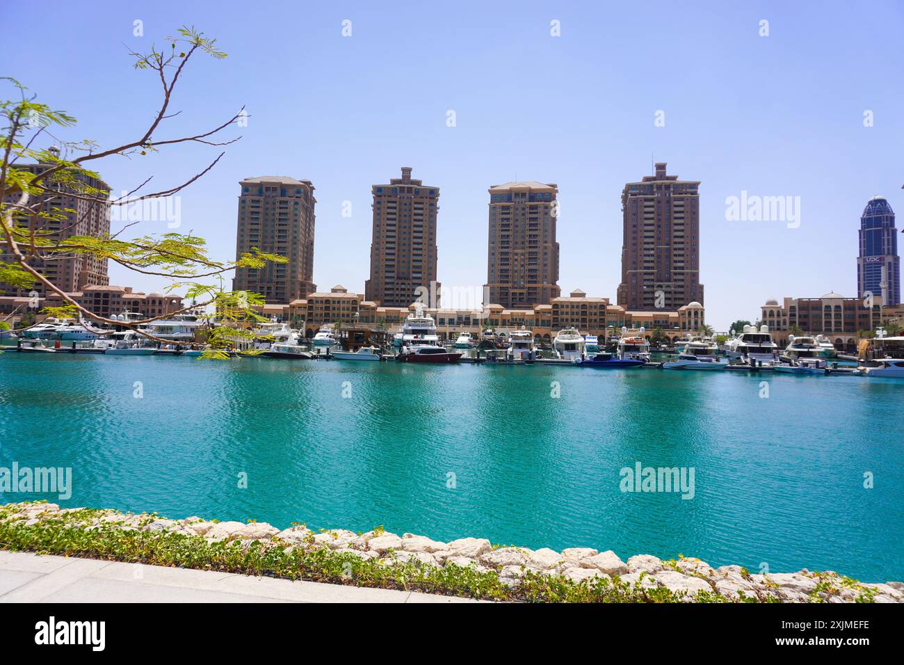 Pearl in doha qatar hi-res stock photography and images - Alamy